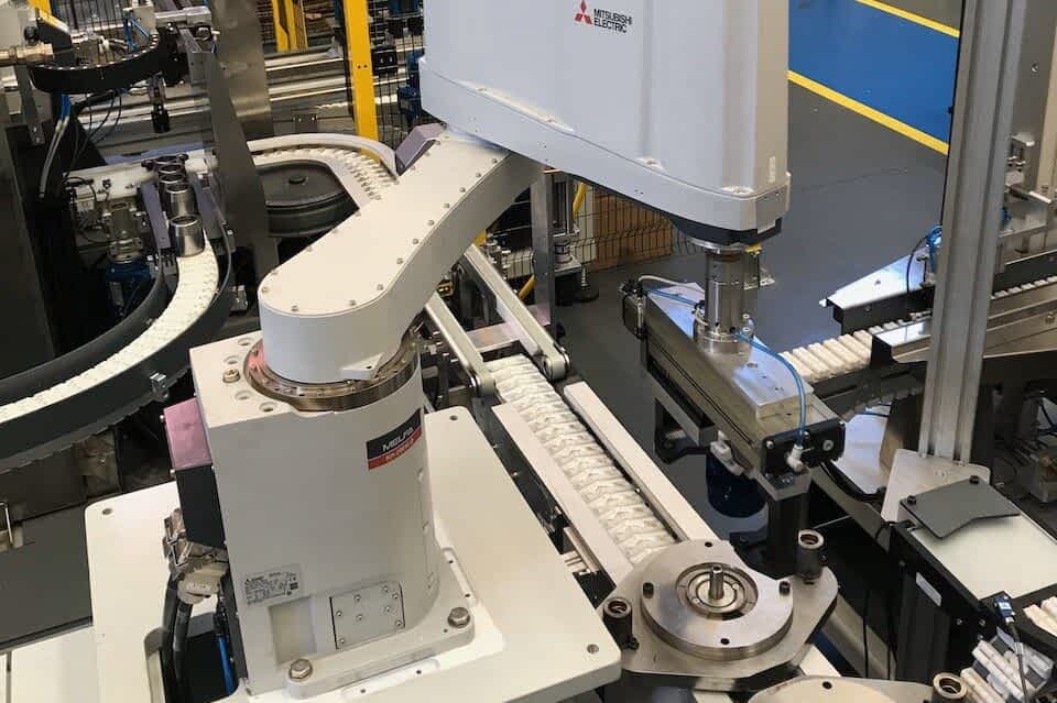 Machines Robotics Vision in Assembling and Quality or Process Industry